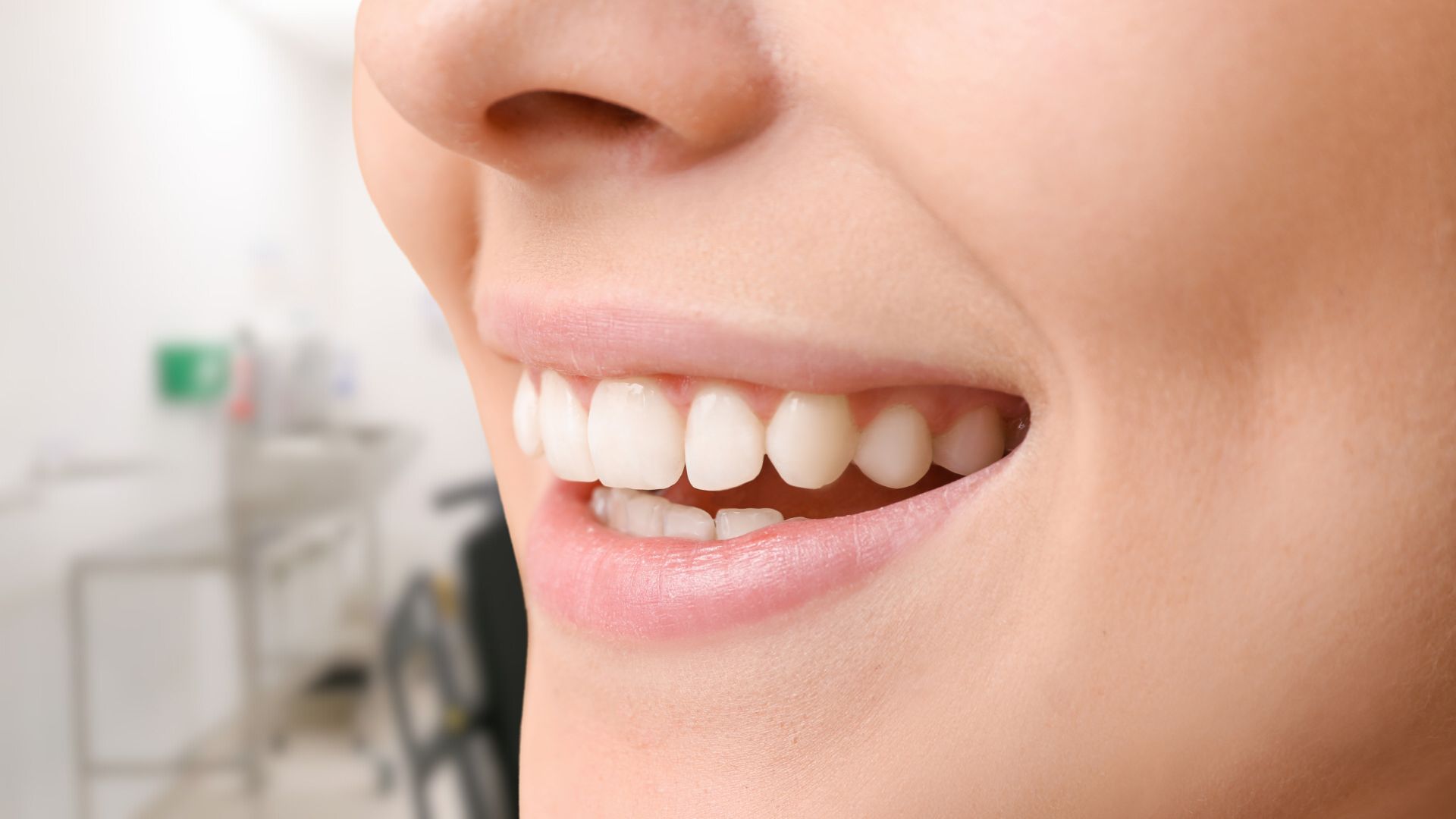 Dimpleplasty in London | Cheek Dimple Surgery | 101 Harley Street
